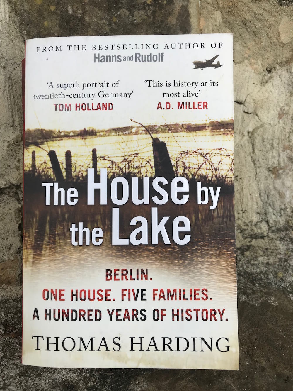 The House by the Lake, a wonderful book of Thomas Harding